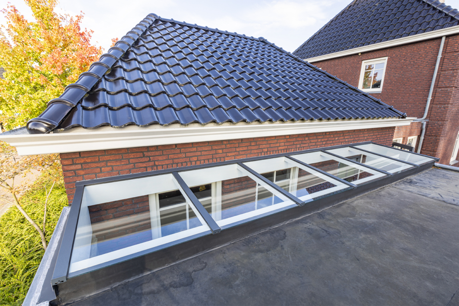 Lessenaar Lichtstraat tegen gevel? | skylar